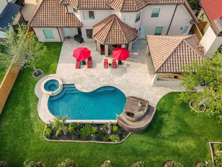 Freeform Pools Design Gallery | Avree Custom Pools