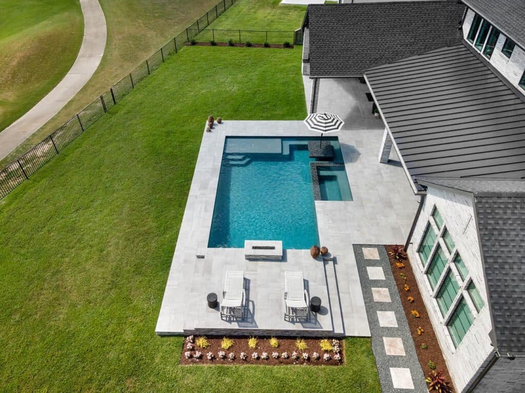 Geometric Pools - Avree Custom Pools